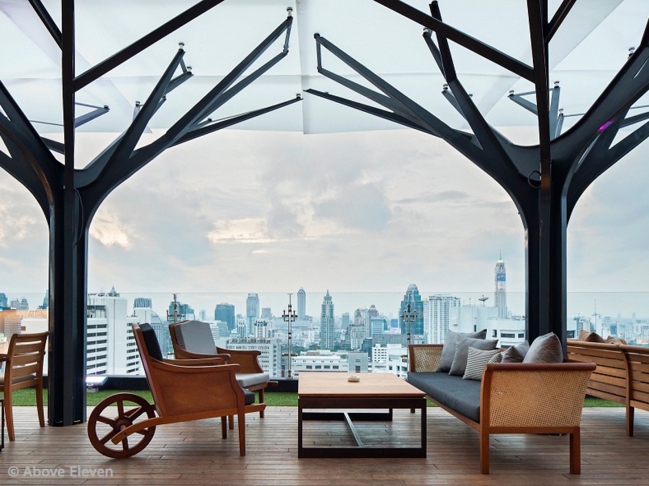 ABOVE ELEVEN | kollekkt